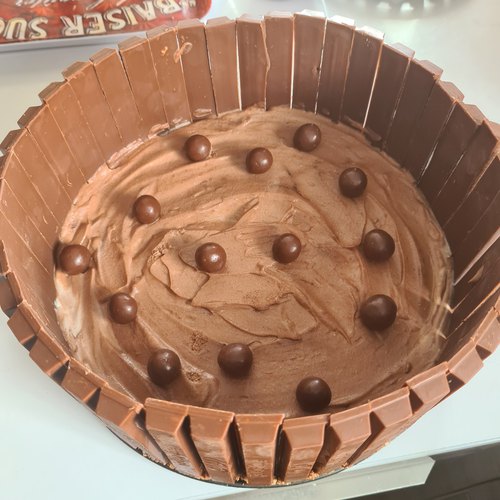 Recette Le Gâteau au chocolat Kit Kat® sur Chefclub original | chefclub.tv