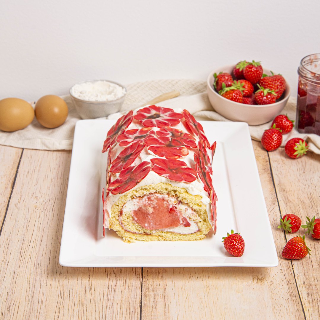 Receita Rolo de flores de morango no Chefclub original | chefclub.tv