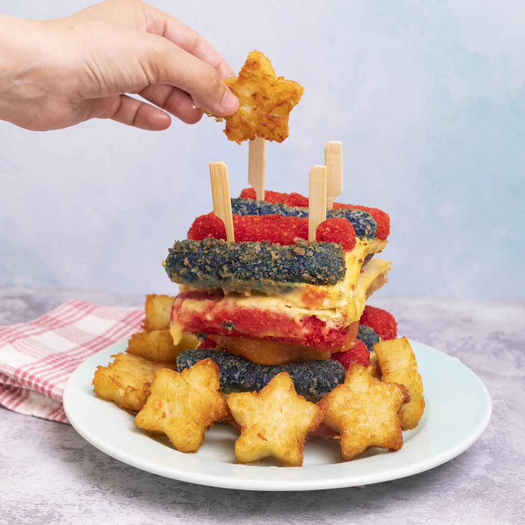 Mozzarella Stick Burger recipe by Chefclub US original | chefclub.tv