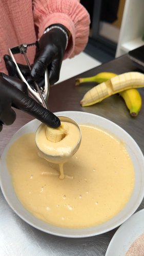 Receita Mini Mordidas de Donut de Banana Foster no Chefclub original ...